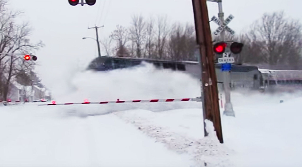 amtrak-snow - Train Fanatics