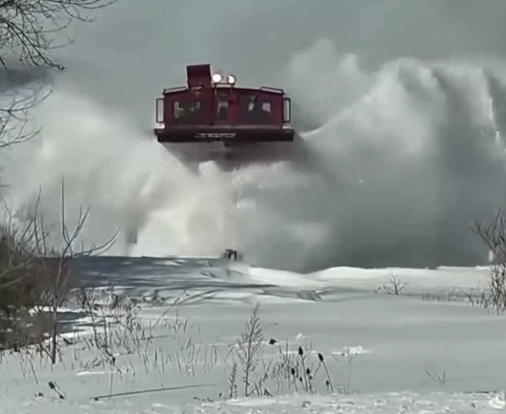 Awesomepowerfultrainplowthroughsnowrailwaytracks Youtube Train Fanatics